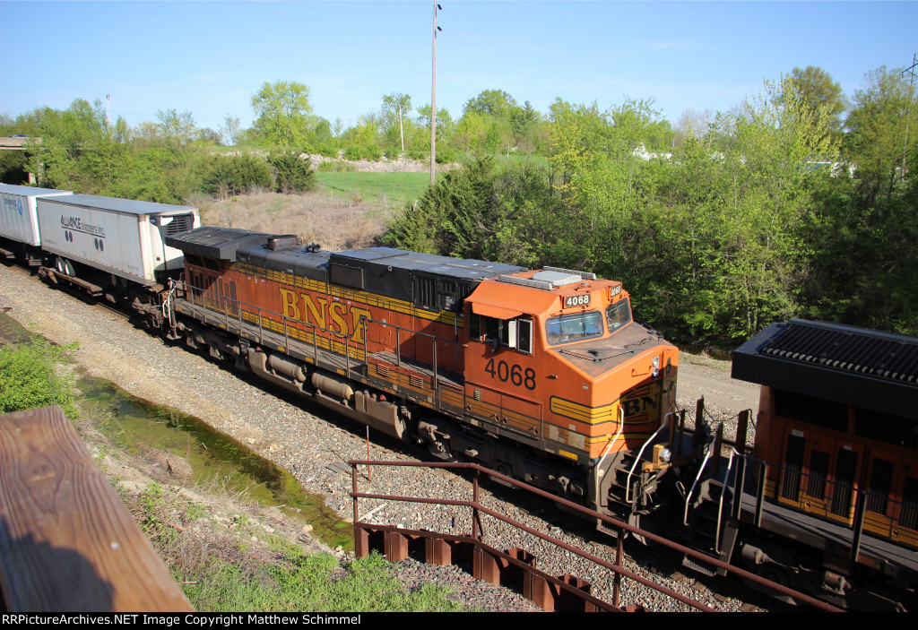 BNSF 4068